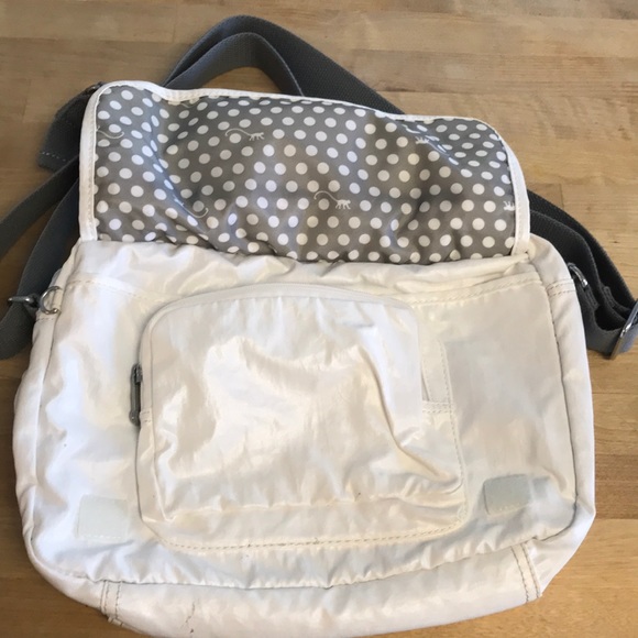 Kipling | Bags | Kipling White Crossbody Bag Mint Condition | Poshmark